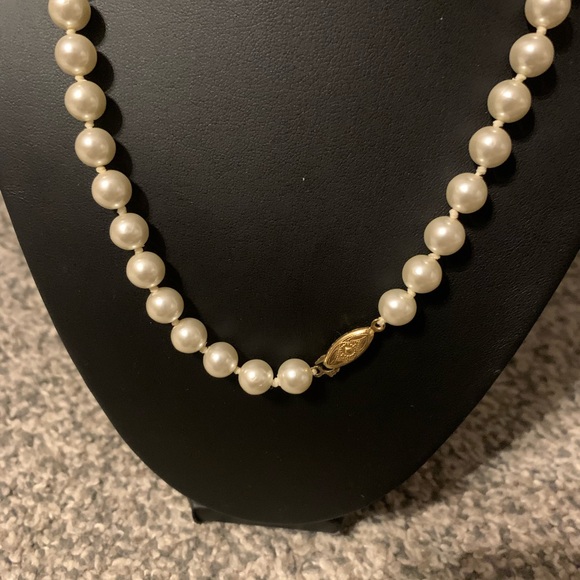 Jewelry | Monet Pearl Necklace | Poshmark